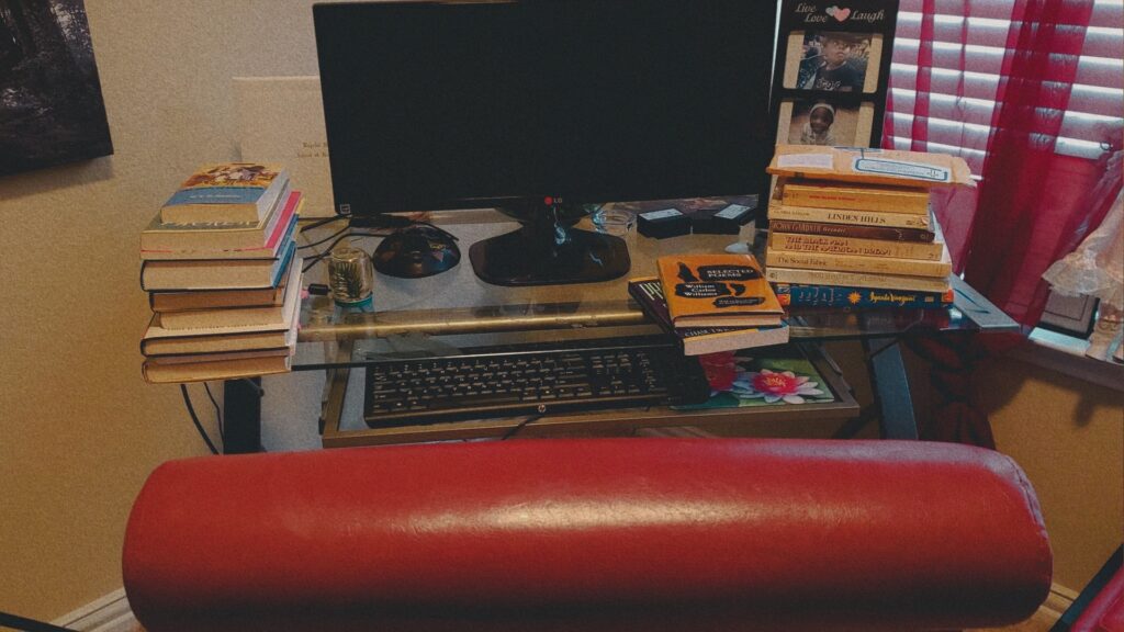 The Writer’s Desk with Arrie Porter - Gemini Ink